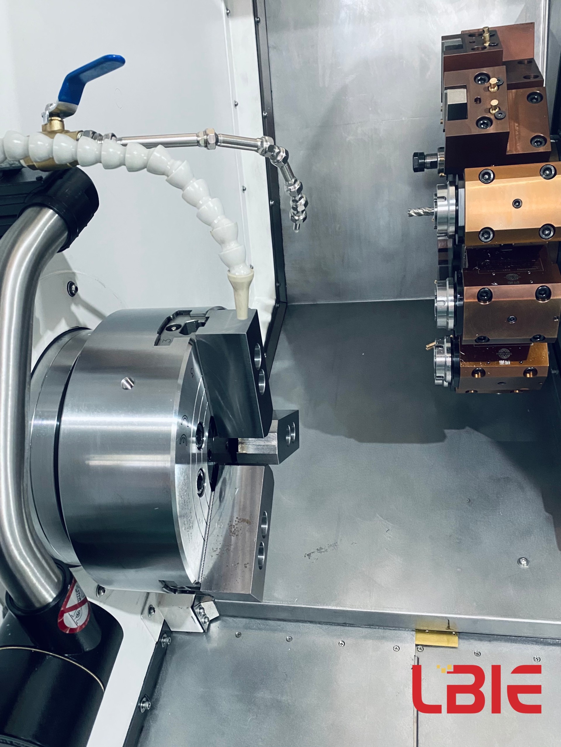 Versatility Horizontal Cnc Turn Mill Center Machine Compact Cnc Lathe